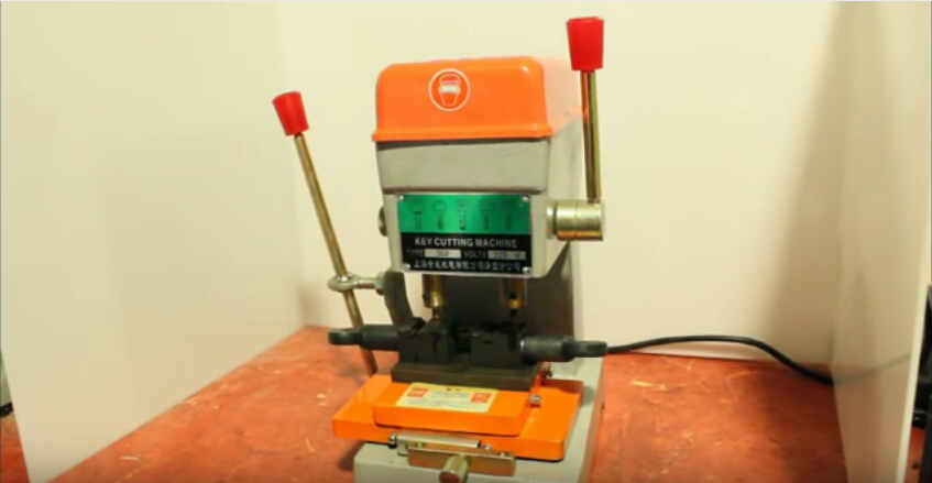 368A Key Cutting/Duplicate machine, it's all here | Key Cutting Machine 368A Key Cutting/Duplicate machine, it's all here | Key Cutting Machine